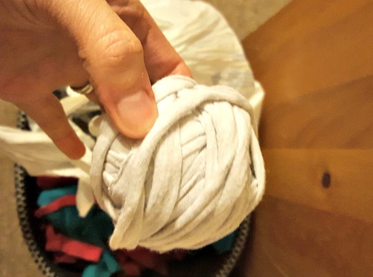 Using Knit Fabric Scraps ~ Craft Room Destash Challenge - Teadoddles